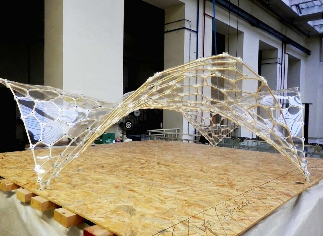 Voronoi Grid-Shell Structures | DeepAI