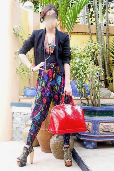 ModaNet: A Large-Scale Street Fashion Dataset with Polygon Annotations ...